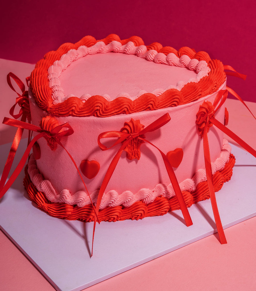 Valentine's Day Cakes In London – Flavourtown Bakery